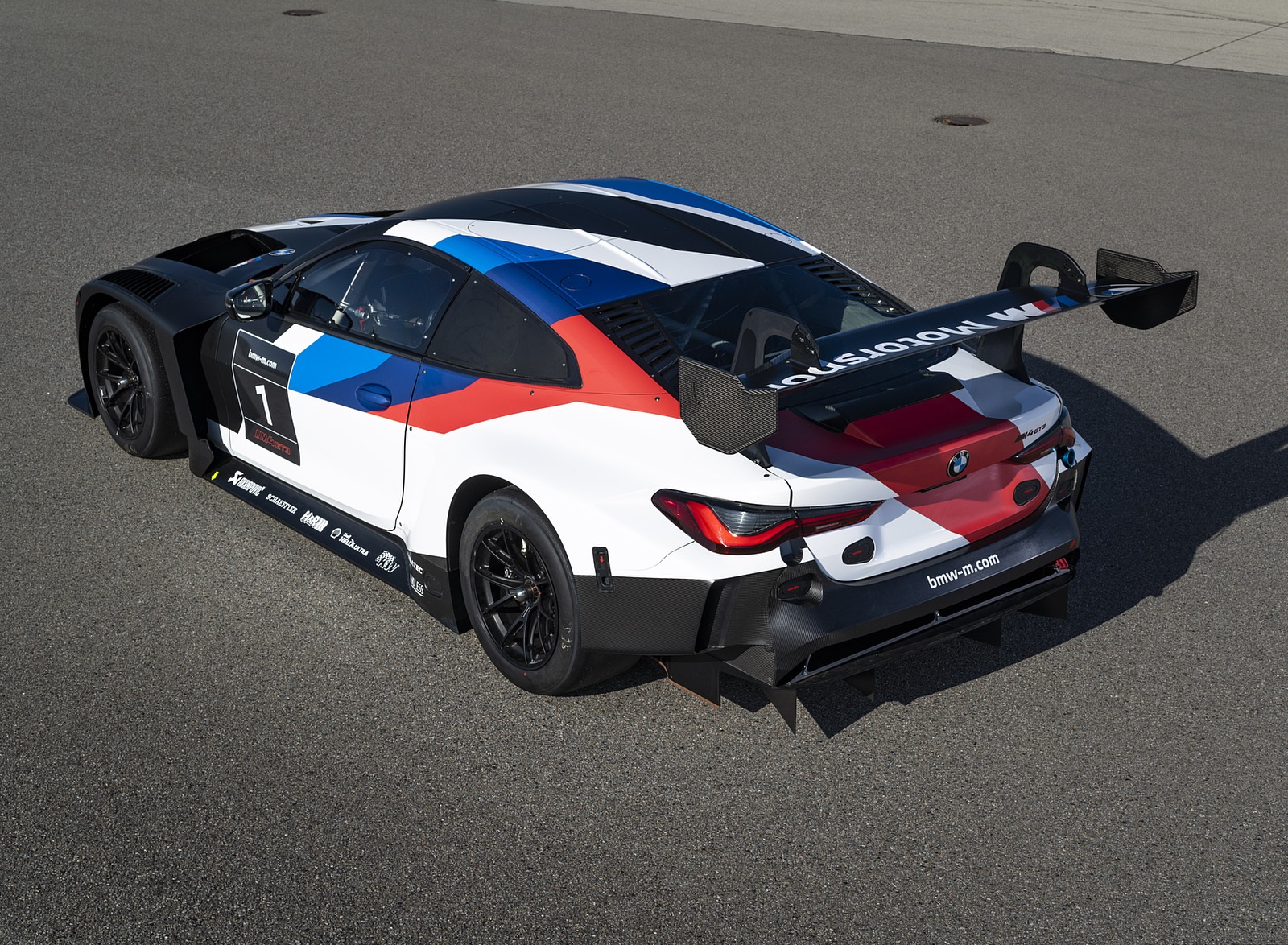 2022 BMW M4 GT3 Rear Three-Quarter Wallpapers (41) - NewCarCars