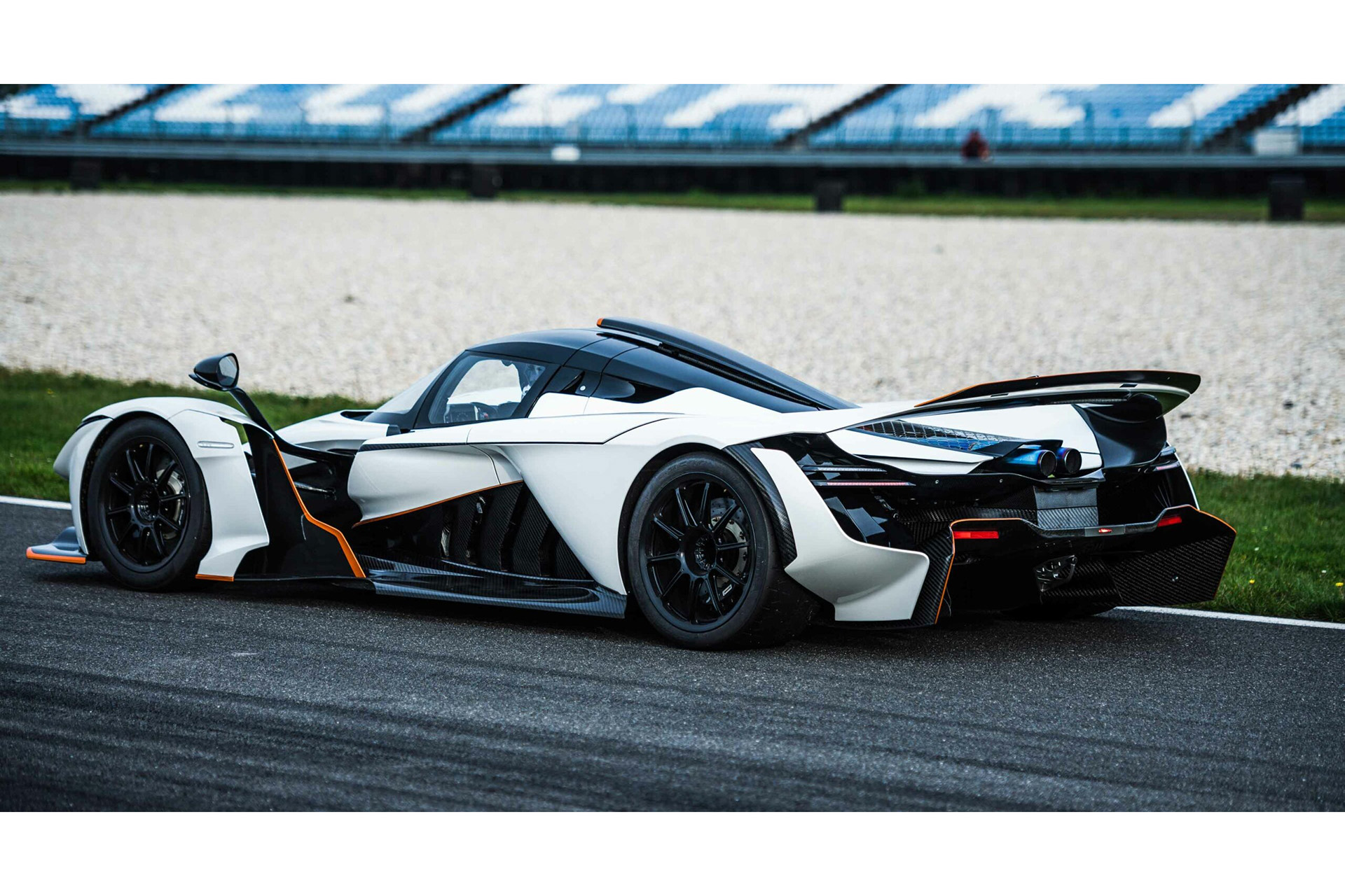 2023 Praga Bohema Side Wallpapers (40) - NewCarCars