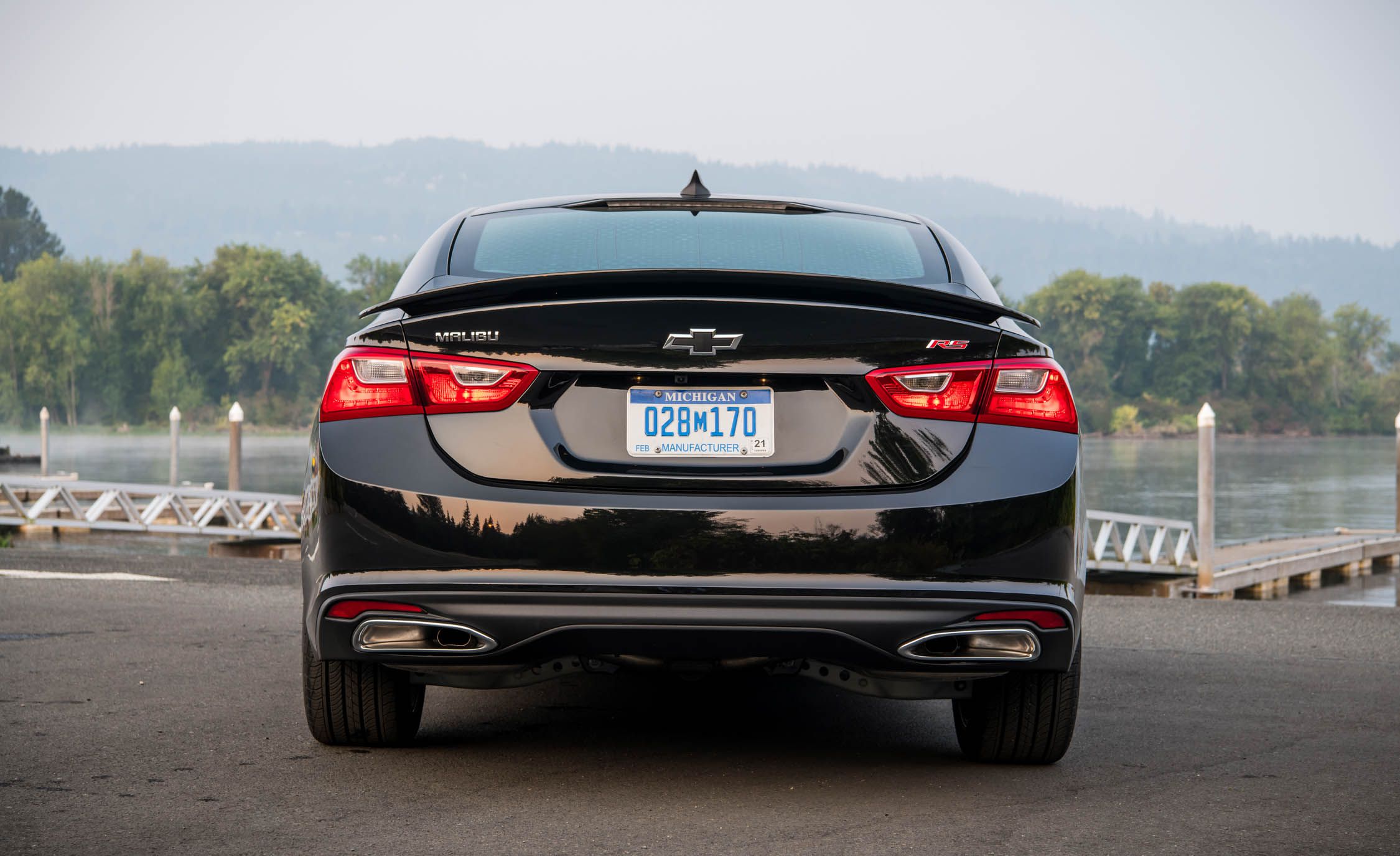 2019 Chevrolet Malibu RS Rear Wallpapers (12) - NewCarCars