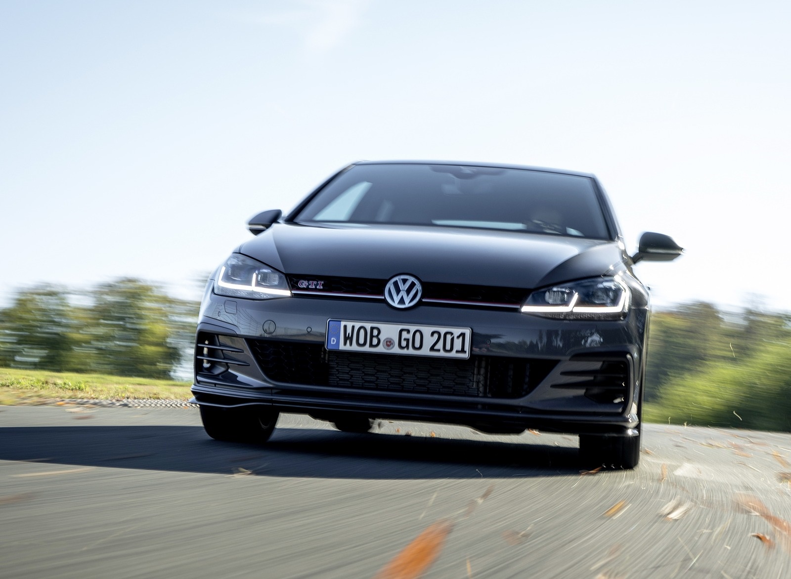 2019 Volkswagen Golf GTI TCR Front Wallpapers (30) - NewCarCars