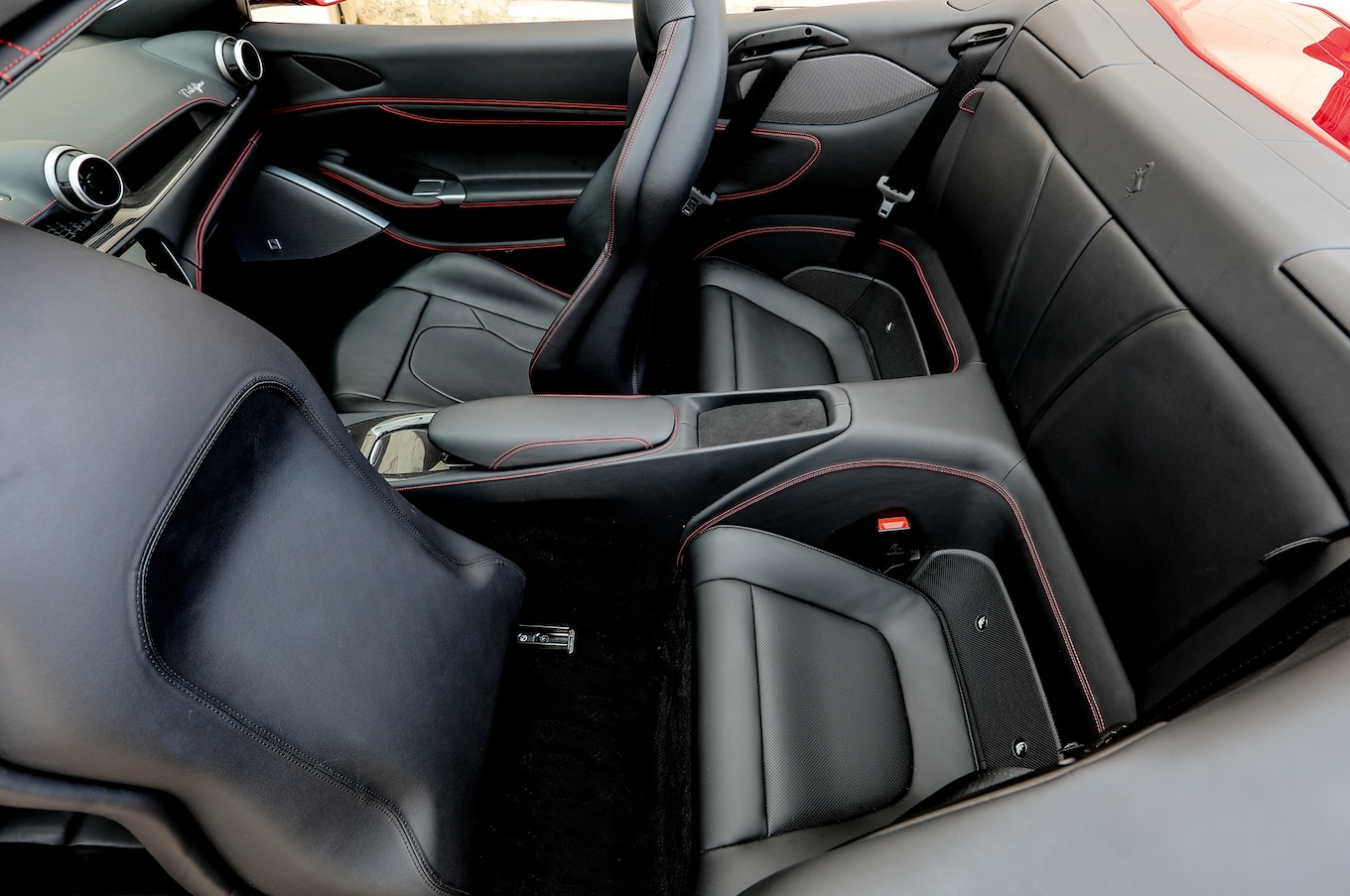 2018 Ferrari Portofino Interior Rear Seats Wallpapers (110) - NewCarCars
