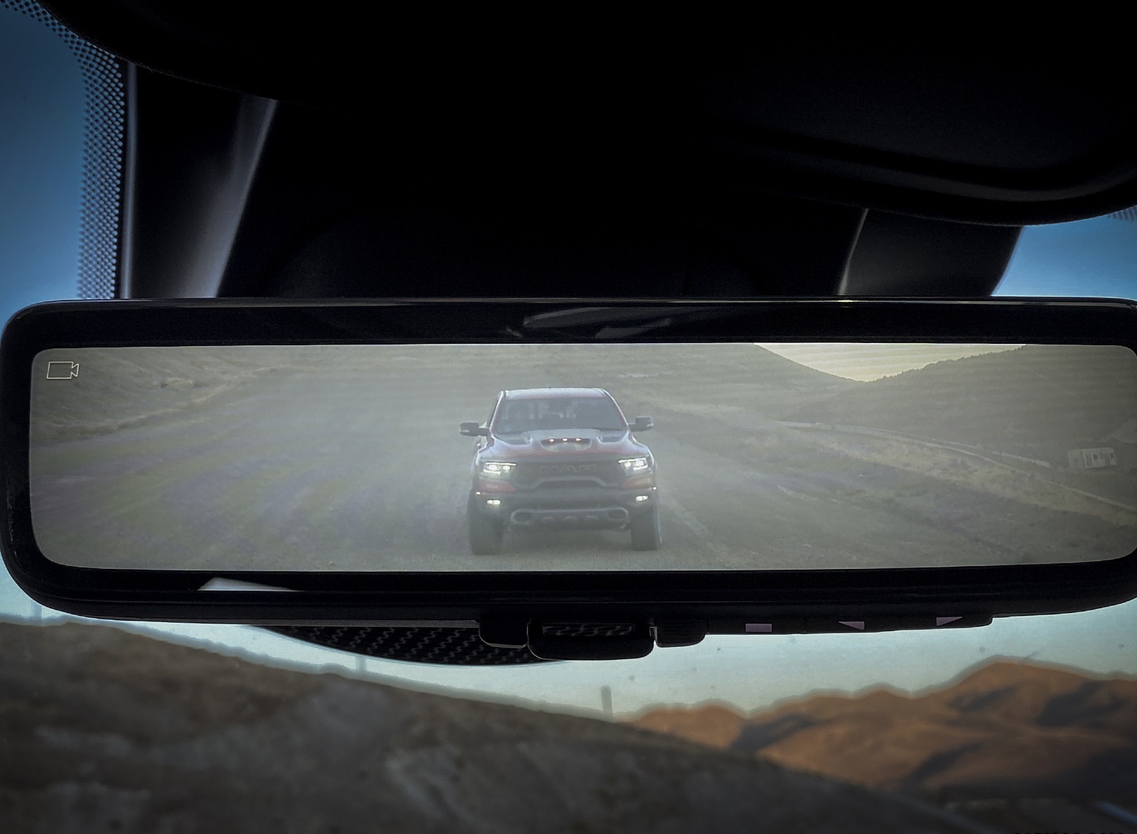 2021 Ram 1500 TRX Digital Rear View Mirror Wallpapers (68) - NewCarCars