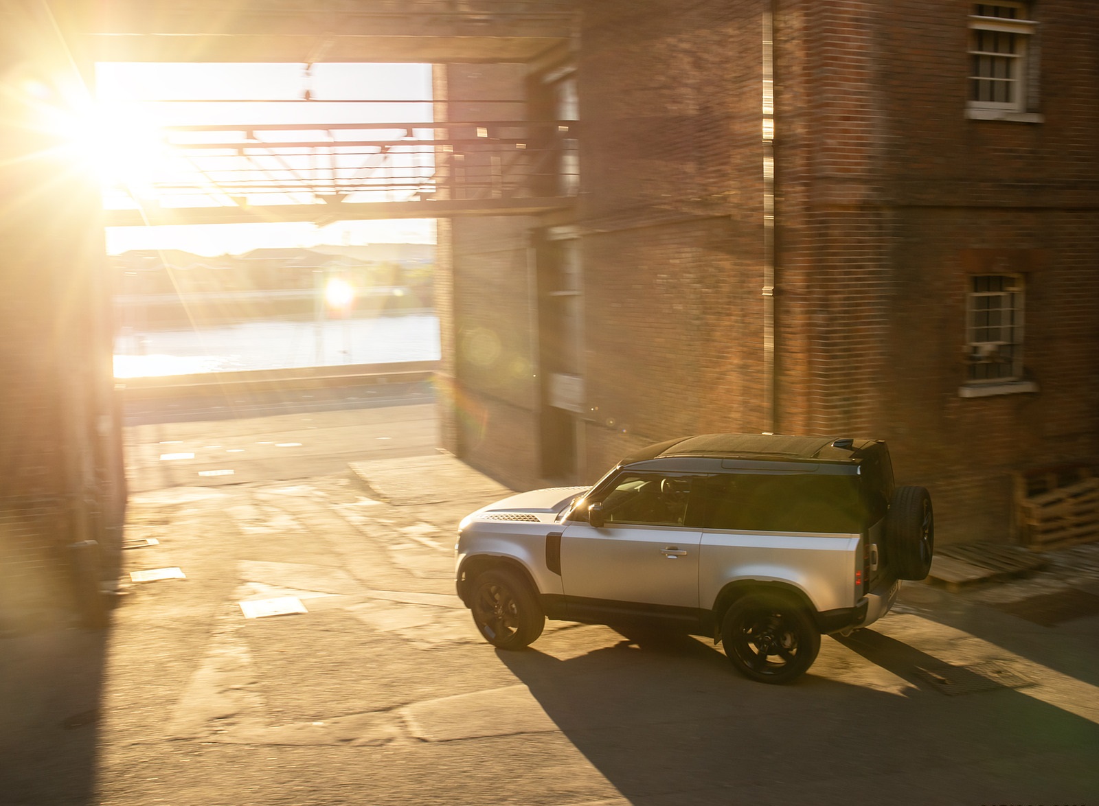 2021 Land Rover Defender 90 Side Wallpapers (31) - NewCarCars