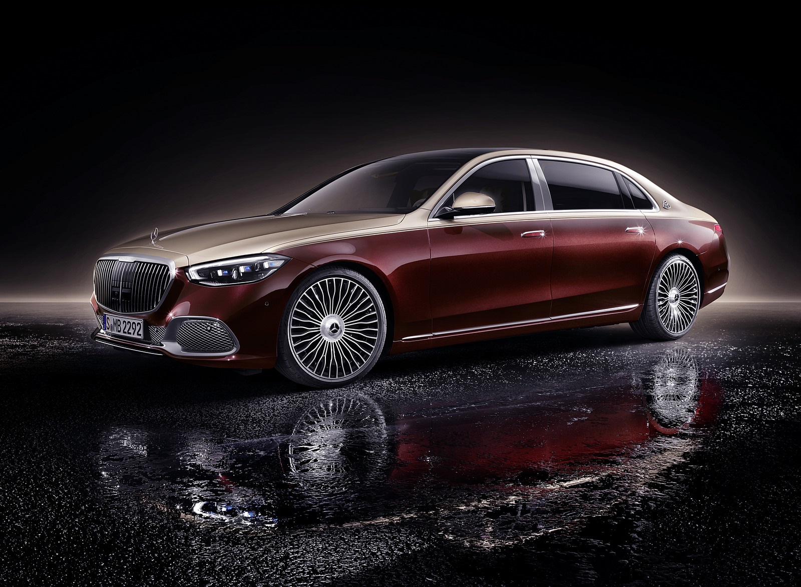 2021 Mercedes-Maybach S-Class (Color: Designo Rubellite Red / Kalahari ...