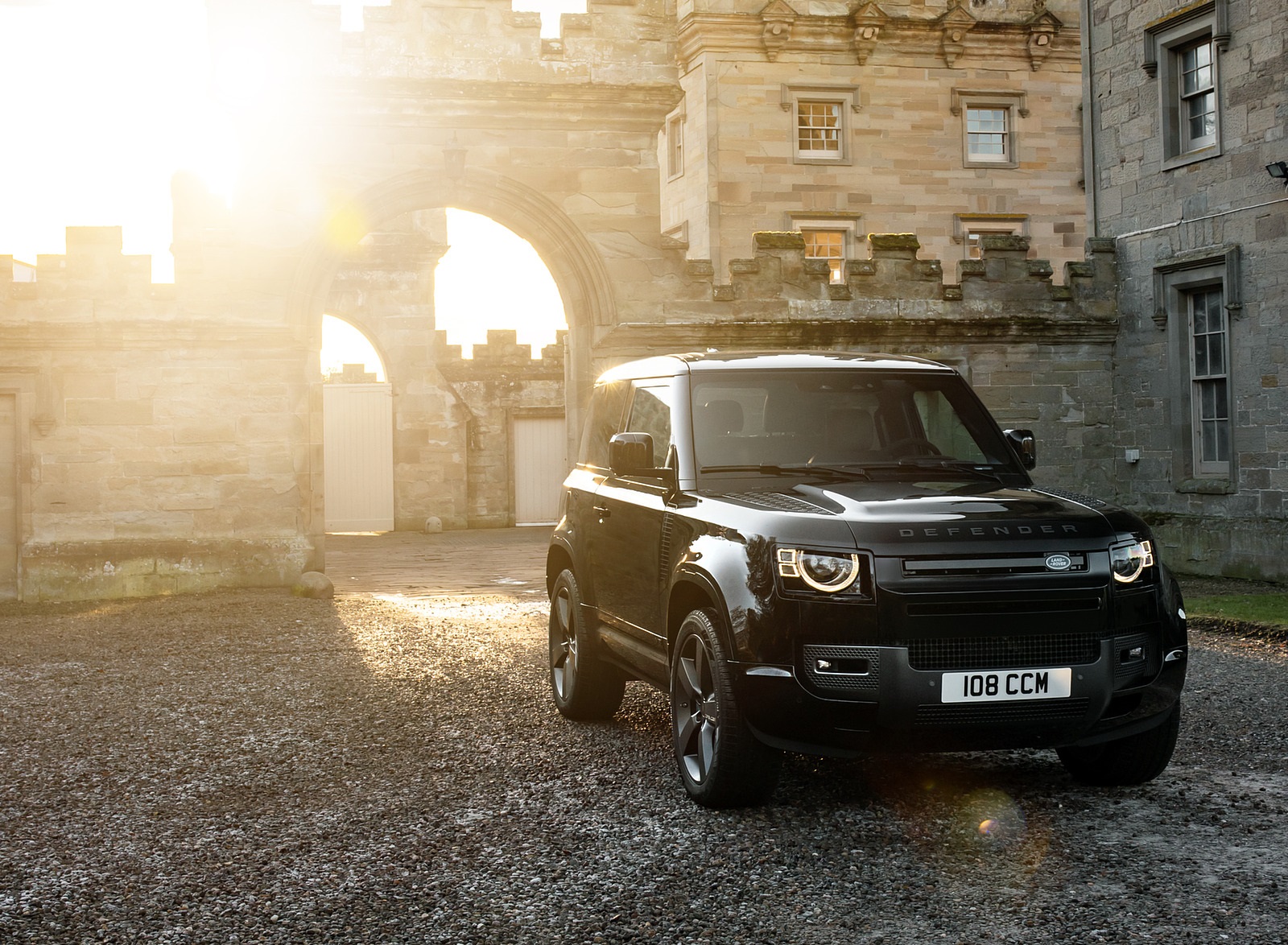 2022 Land Rover Defender V8 90 Front Wallpapers (25) - NewCarCars