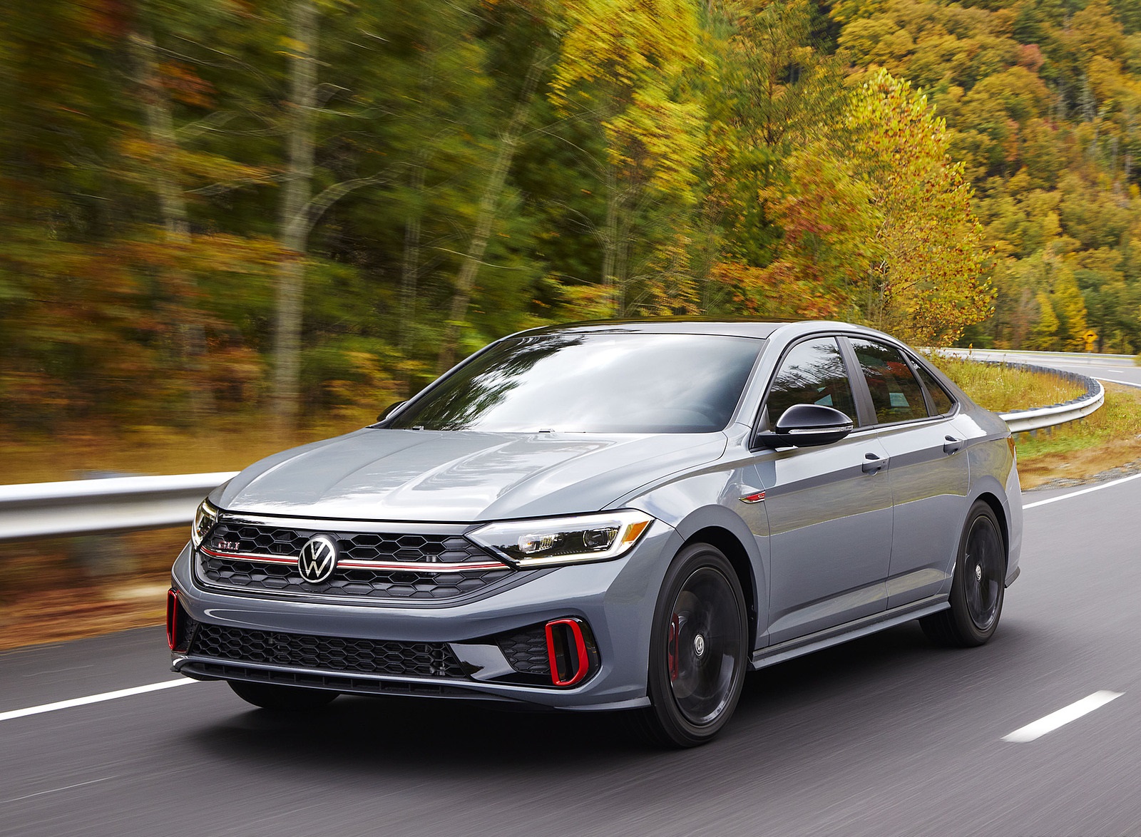 VW Jetta GLI Performance Concept Looks The Part With Widebody Kit And ...